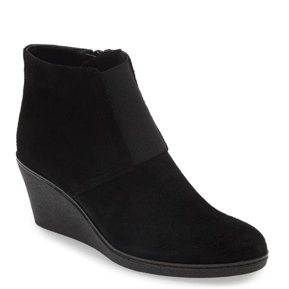 THE FLEXX | Shoes | New The Flexx Moira Wedge Booties In Black Suede ...